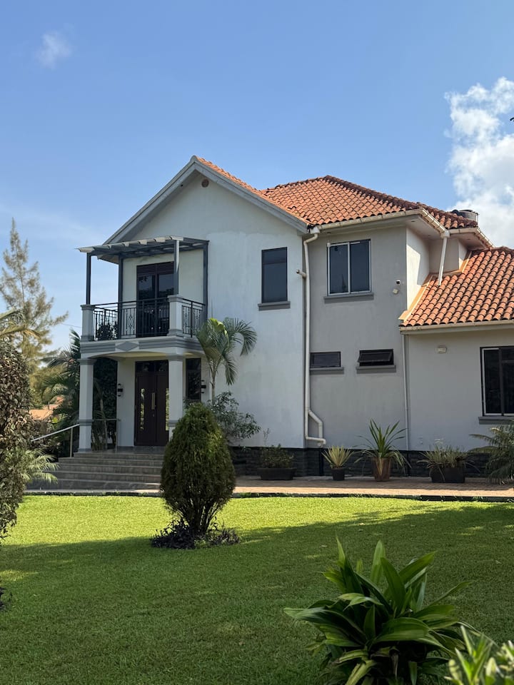 Fabco Palace - Uganda