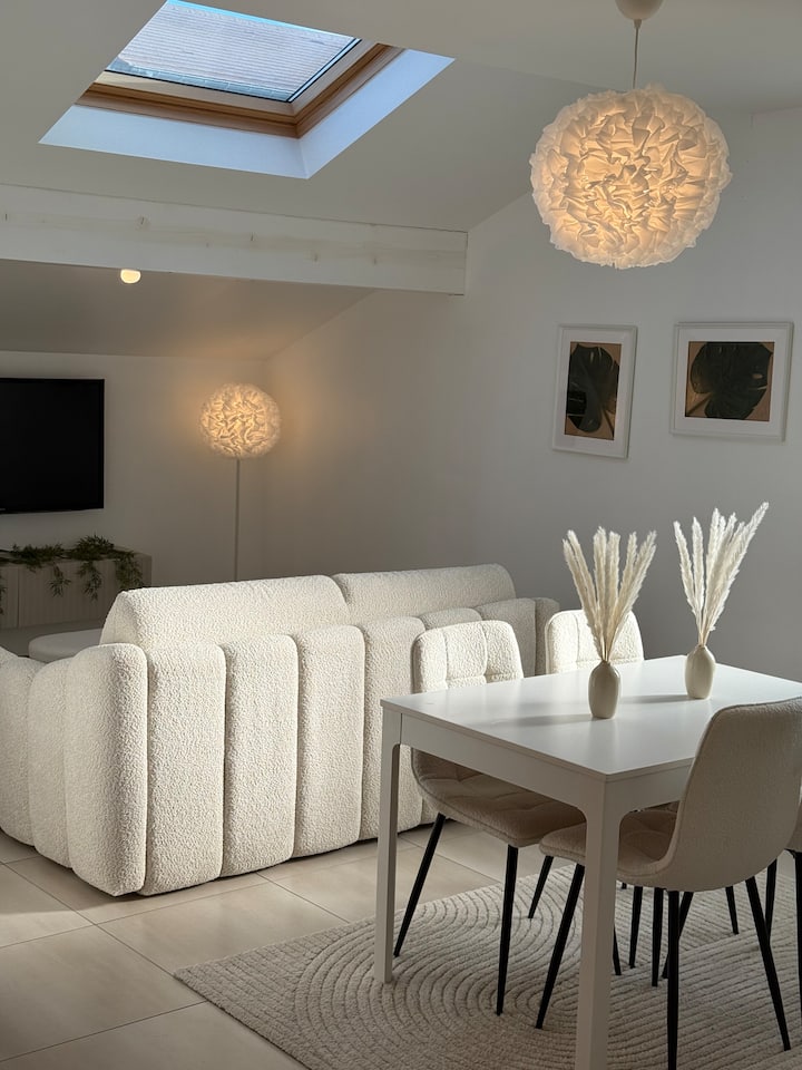 Appartement Chic & Moderne – 4 Pers - Charmes