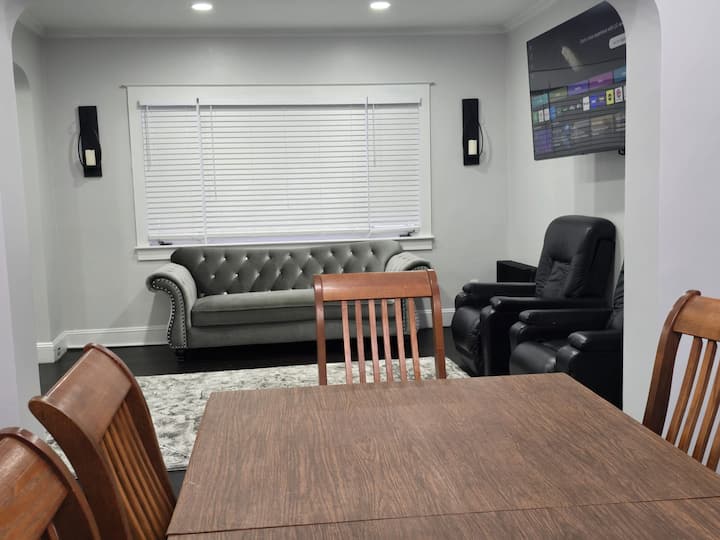 Spacious Family Retreat - Scranton, PA