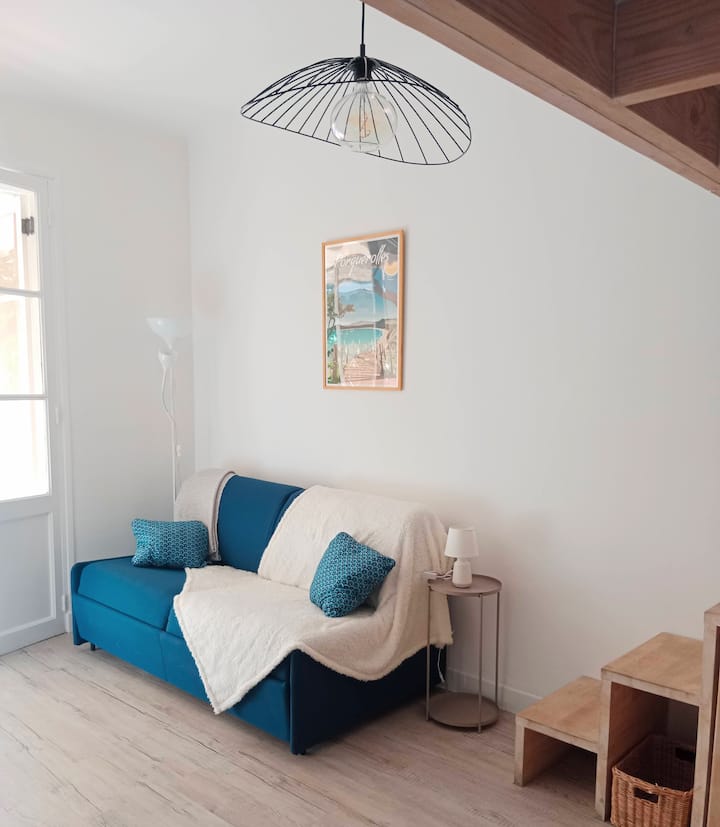 Studio-plage 50 M-2/4 Pers-terrasse Rdc -Clim-wifi - Hyères