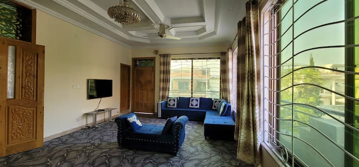 Spacious 3-bedroom Portion In G11 - Islamabad