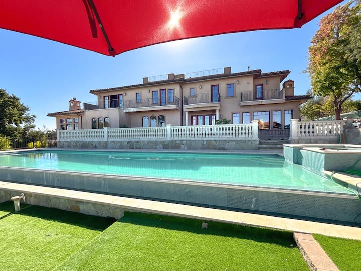Stunning Resort Infinity Pool/spa/ktv/theater - Palo Alto, CA