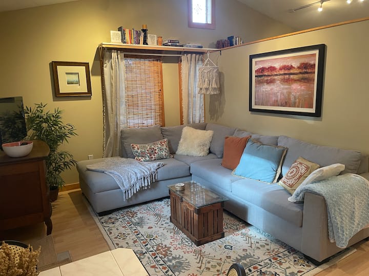 Mountain View Cottage - Rockland, ME