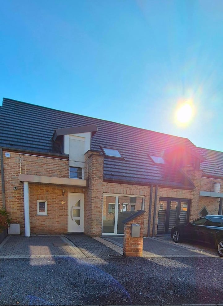 Maison Agréable Et Spacieuse - Mons