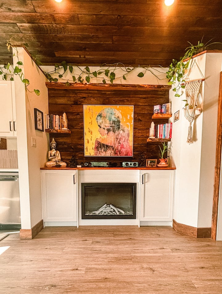 Pet-friendly Cabin Near Big White & Wineries - Crystal Mountain