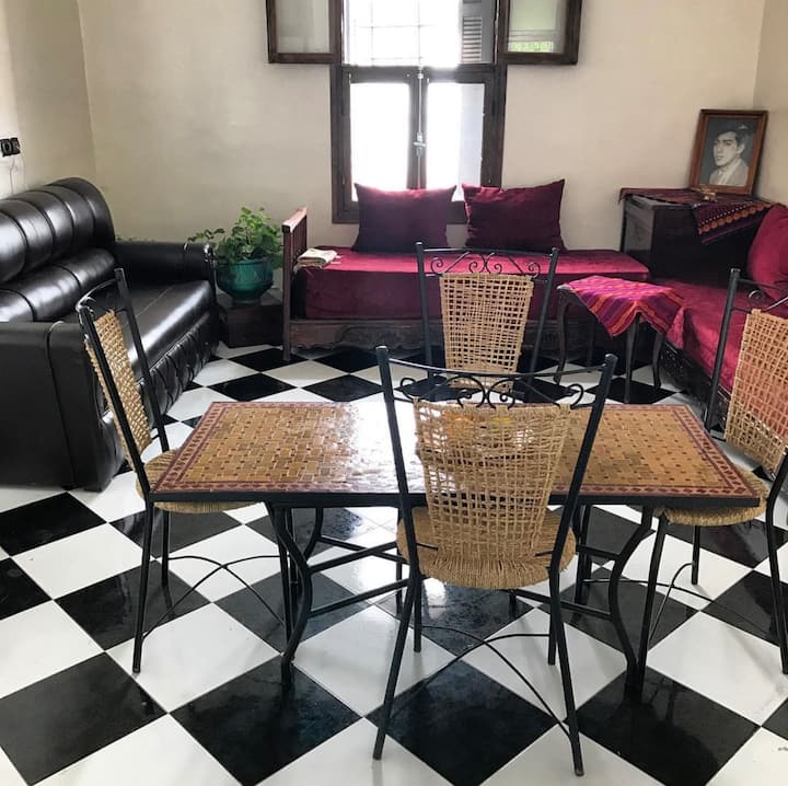 Belle Maison
Au 24 Av. Al Alaouiyine Tour Hassan - Rabat