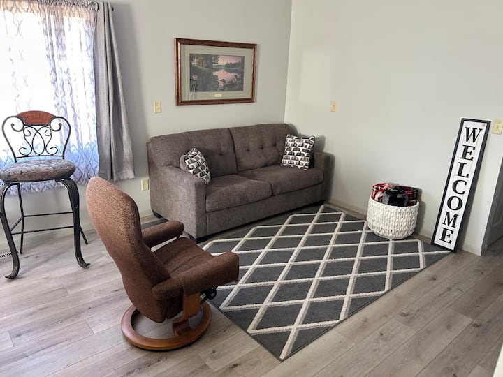 Cozy And Classy 
Peaceful And Relaxing - South Dakota