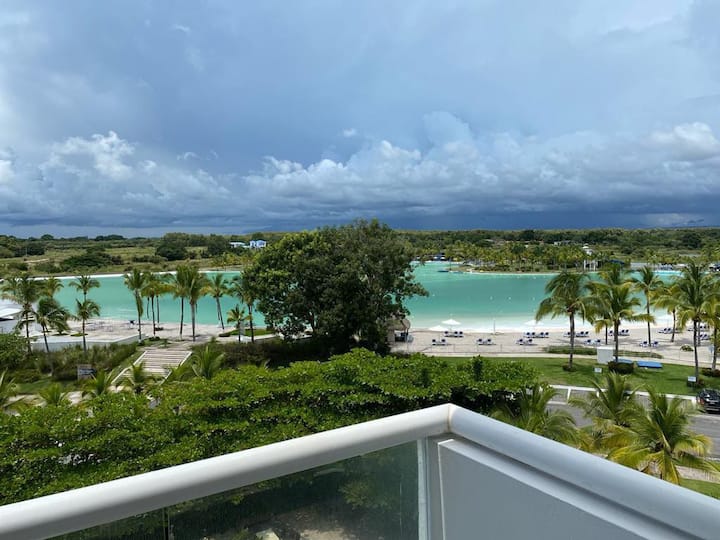 Disfruta De La Piscina Más Grande De Latinoamérica - Panama