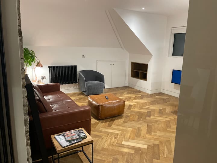 Luxury One Bed Apartment In Central Dublin (D2) - Dublin