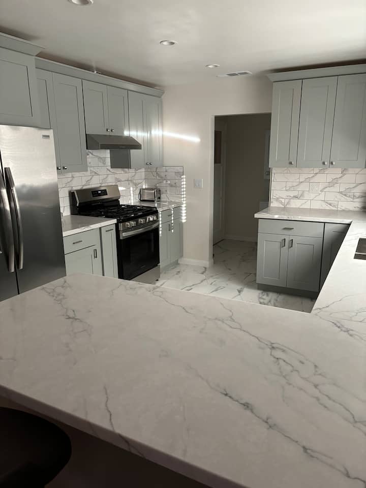 Newly Remodeled Mid-city Home - Los Ángeles, CA