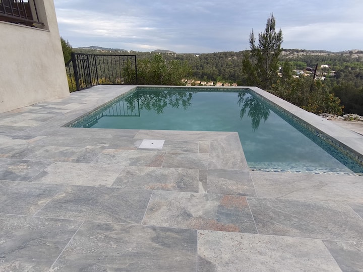Appart Terrasse Privé, Piscine, Calanques Cassis - Carnoux-en-Provence