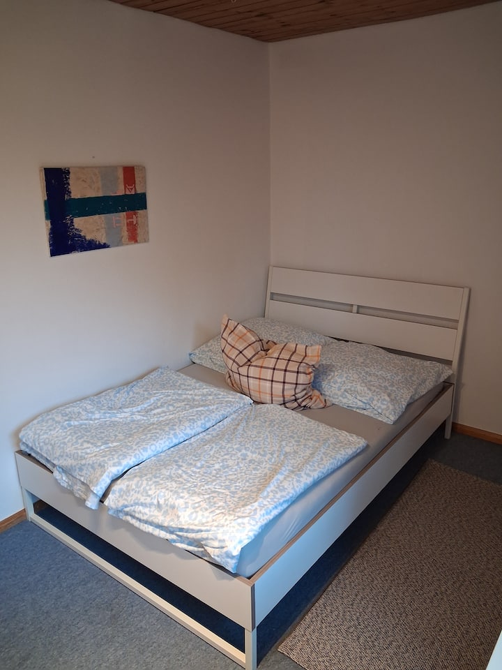 Einzel- Oder Doppelzimmer In Einfamilienhaus - Feldkirchen