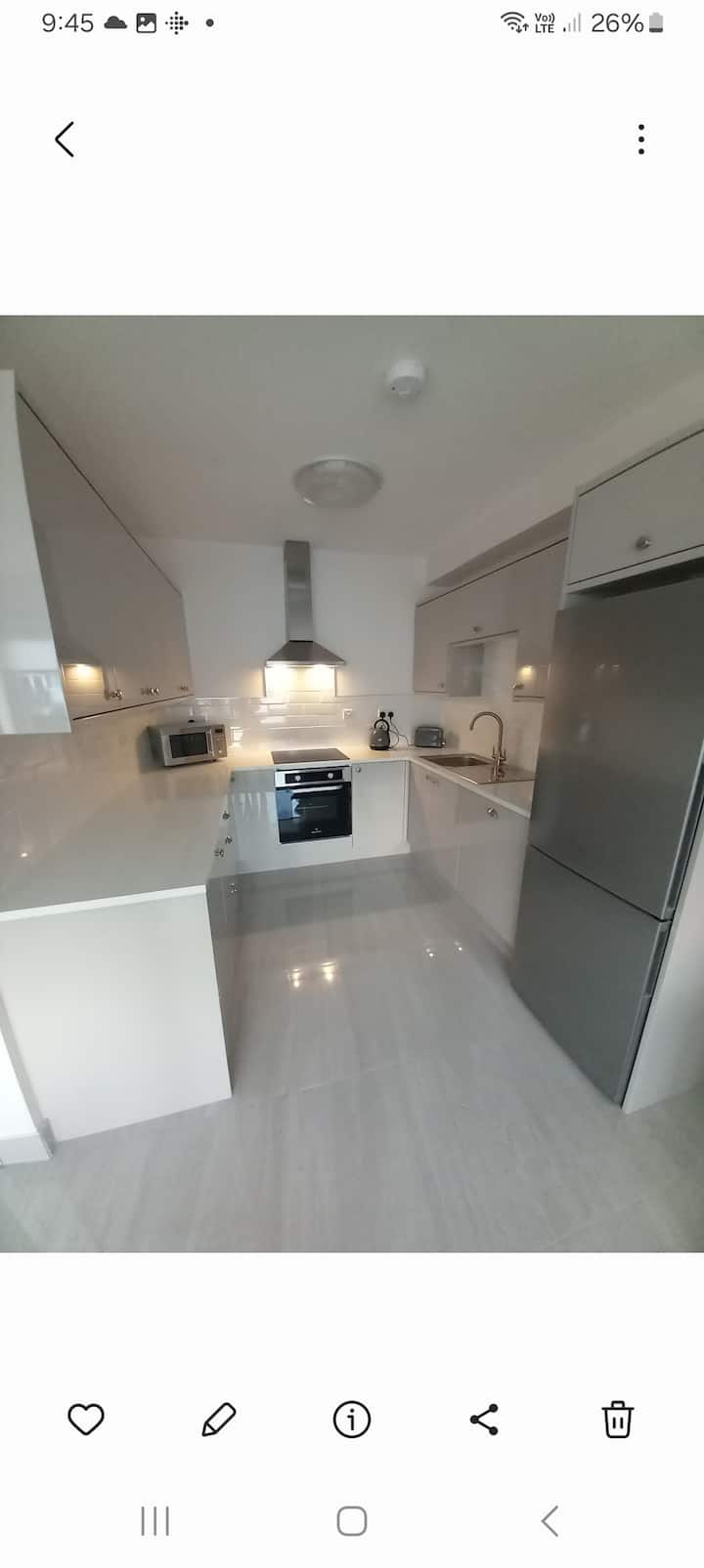 Newly Renovated 3 Bed Apartment - Galway