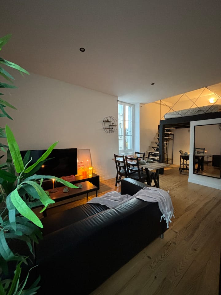 Studio Industriel, Mezzanine, Rénové  -201- - Saint-Étienne