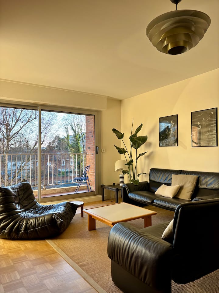 Appartement Lille Calme - 2 Chambres - Gare de Lille Europe - Euralille