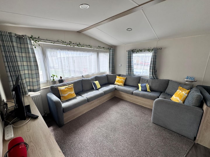 Holiday Caravan, Nice And Cosy - Clacton-on-Sea