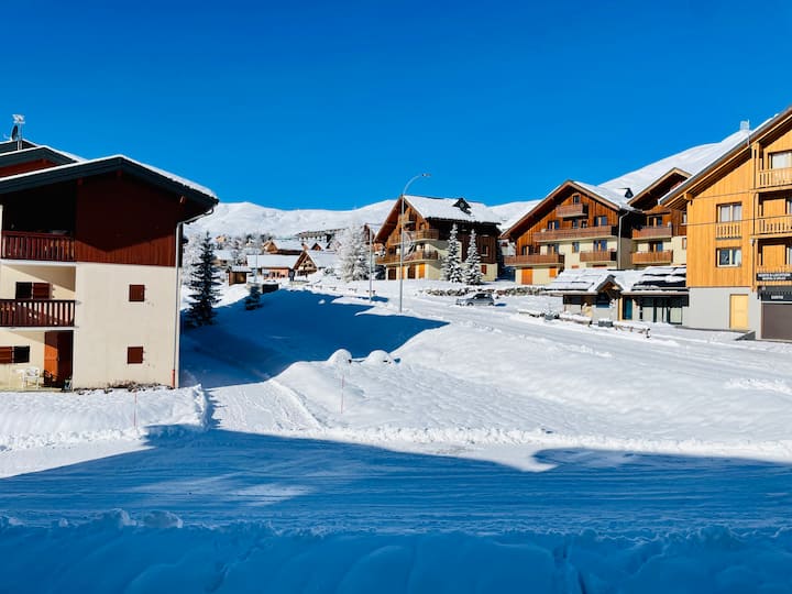 Studio Avec Terrasse Face Au Télésiège - Saint-Jean-de-Maurienne