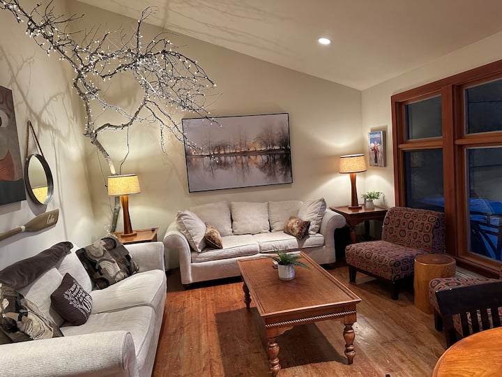 Lakefront Multi-family Getaway Near Ski Hill - Lac la Hache