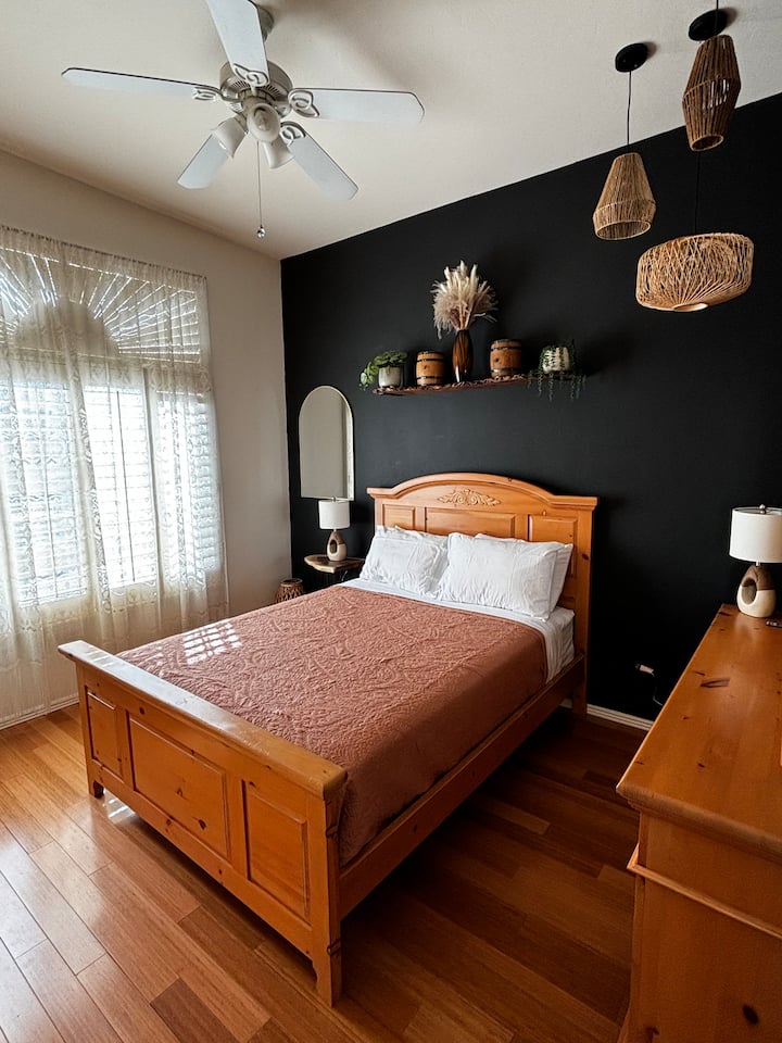 Saguaro West Getaway - Tucson