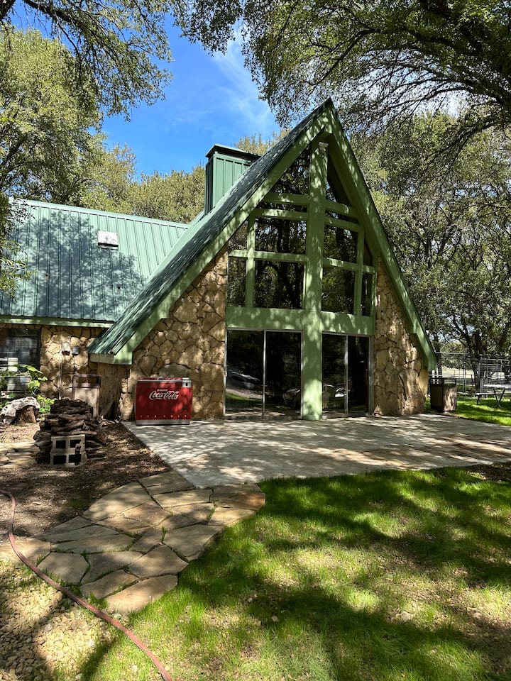 Aframe Ranch House In Roanoke Tx - Texas Motor Speedway