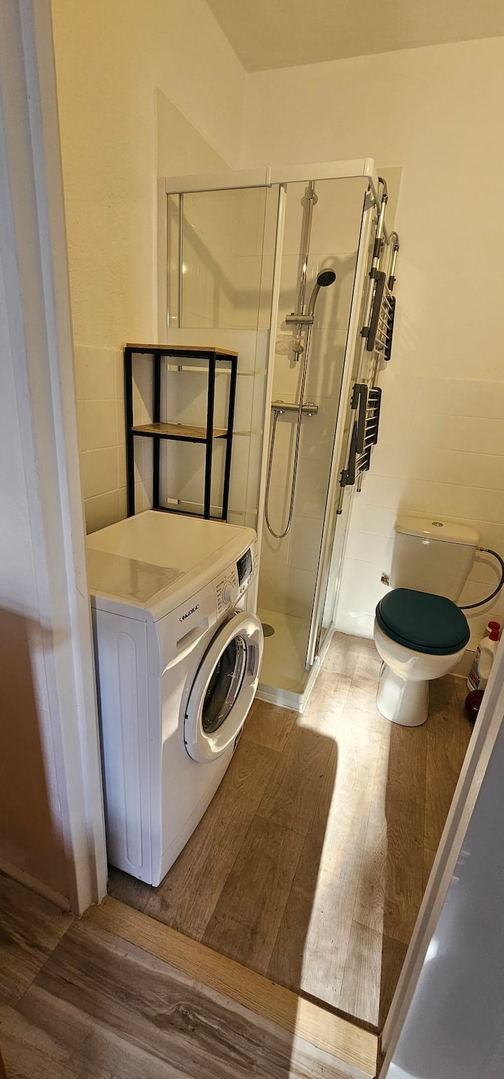 Studio Centre 2 Adultes + 2 Enfants, Proche Plage - カルビ