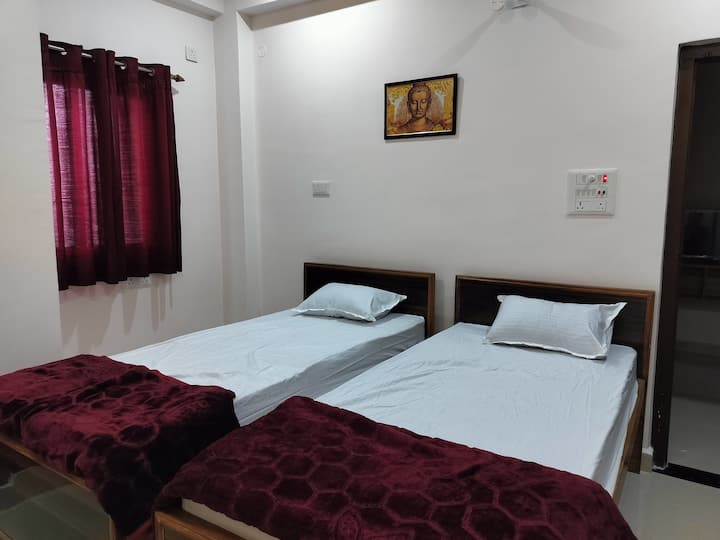 Executive Modern One Bhk Flat Near Main Temple 201 - Bodh Gaya