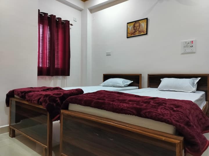 Excutive Spacious Two Bhk Apartment Near Mahabodhi - Bodh Gaya