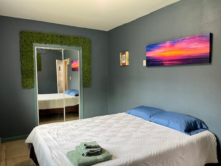 Separate Entrance W/queen Bed. - San Jose, CA