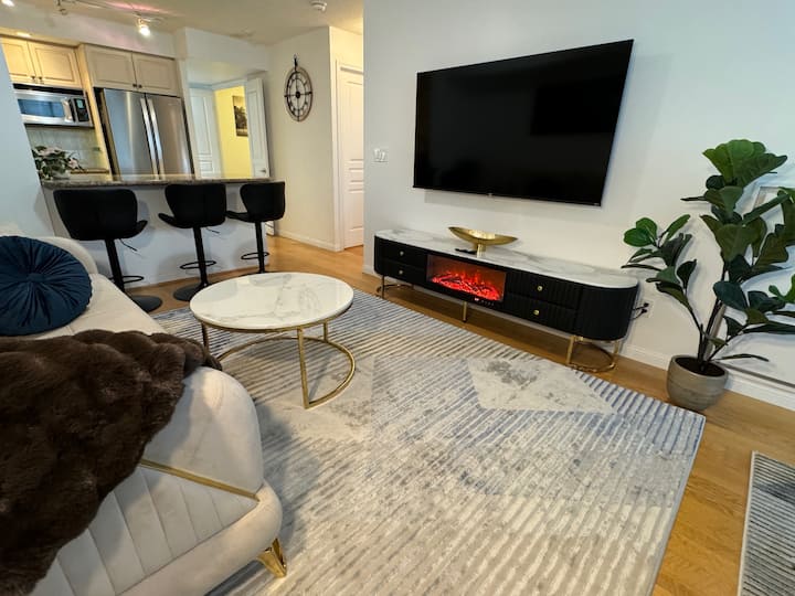 Unbeatable Downtown Toronto Location–modern Suite - Toronto