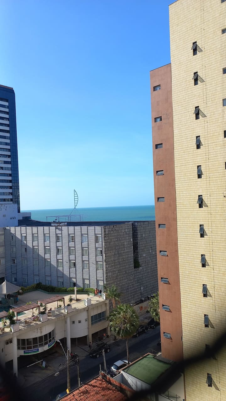 Quarto Com 
Vista Mar Com Ar 
No Ap Que Eu Moro - Fortaleza