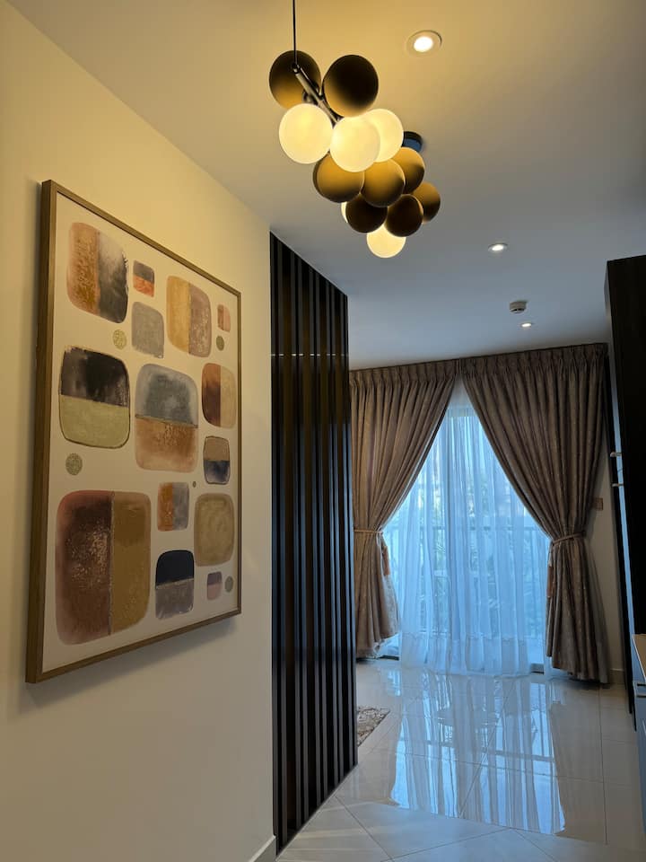 Luxe-comfy Exec. Studio@ Loxwood House, East Legon - Accra