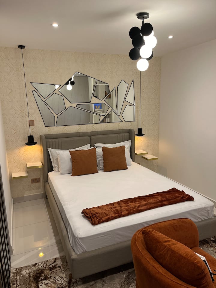 Luxury-comfy Exe Studio@loxwoodhouz,tettehquarshie - Accra