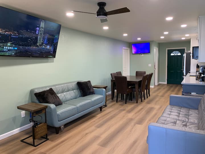 Seabreeze Retreat-renovated/2baths/parking/wi-fi - Alameda, CA