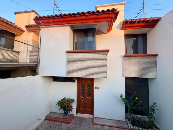 Spacious And Cozy House, For Resting Or Working - Puebla