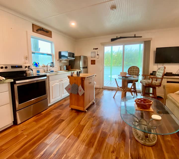 Green Flash Houseboat Experience @ The Perry - Stock Island, FL