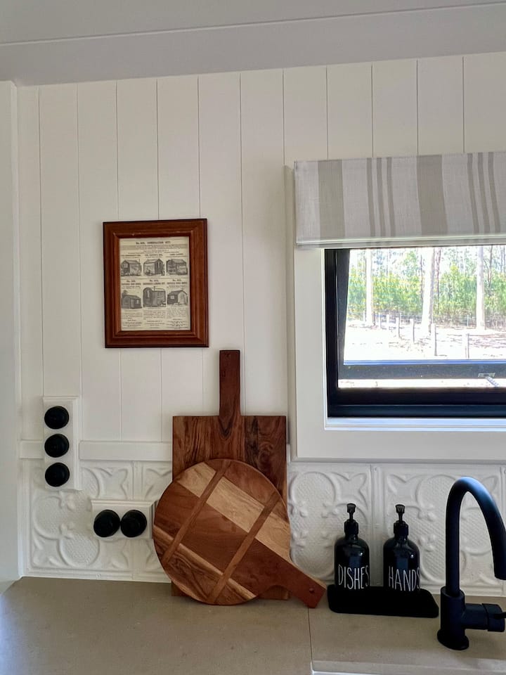 Charming Shepherd's Hut For Two At Blackwood Farm - Taree