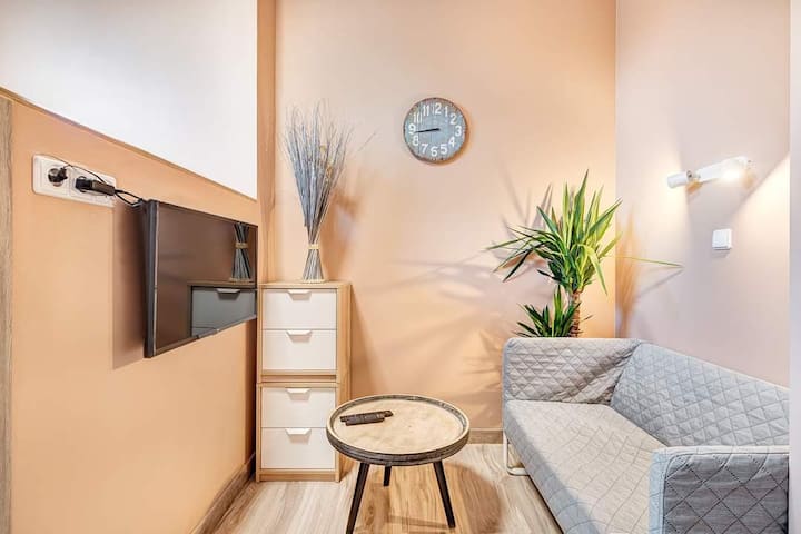 Private Double Room +Sauna + Balcony And Tv - カウナス