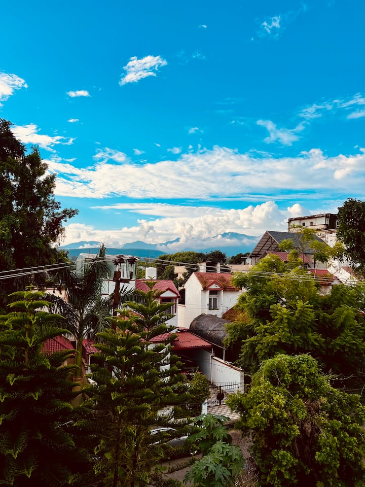 Aangan- Central Dehradun Oasis With Garden - 데라둔