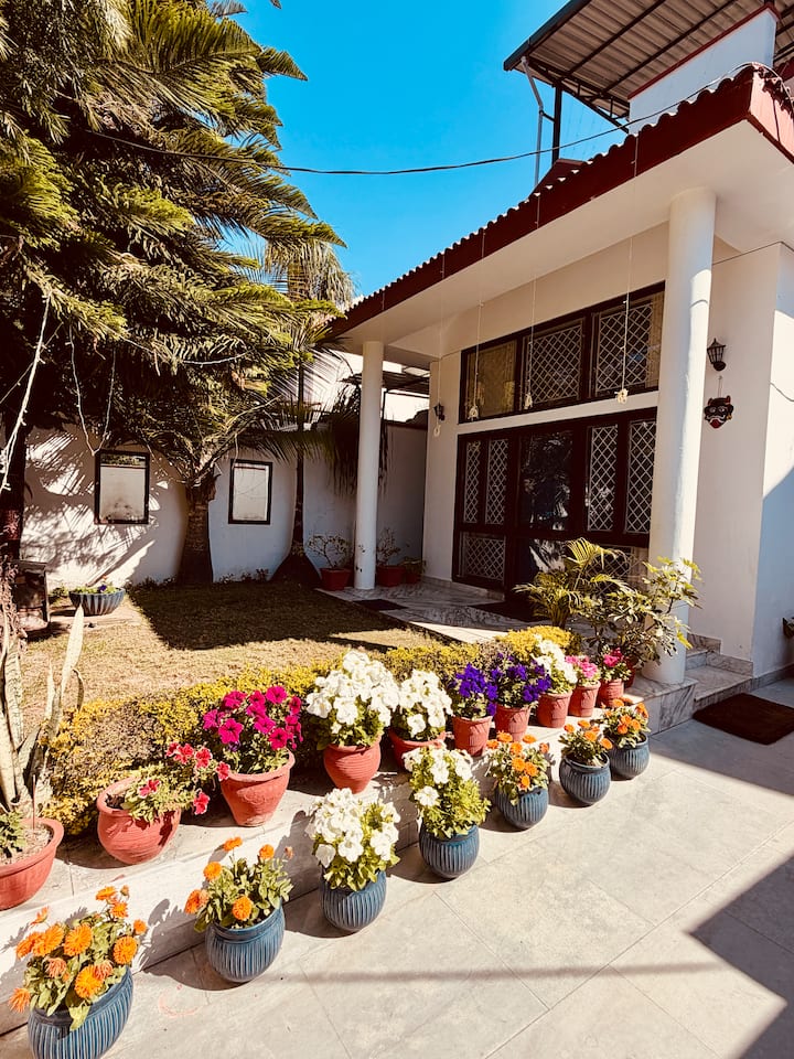 Aangan – Cozy Green Home In The Heart Of Doon - Dehradun