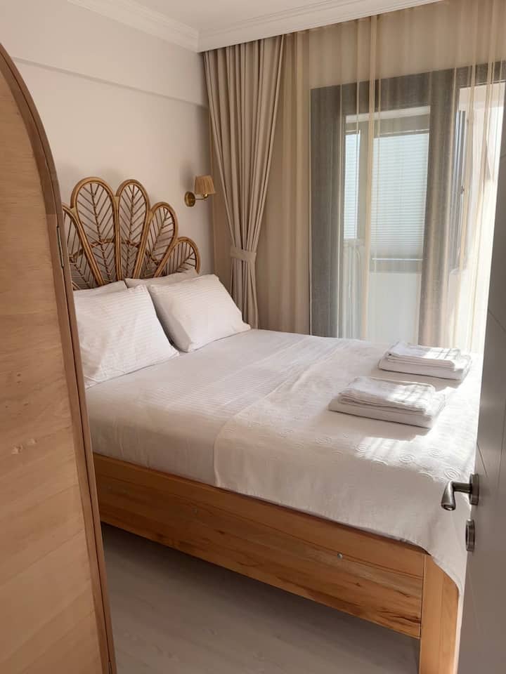 Modern Ve Huzurlu Bahçeli Daire - Datça