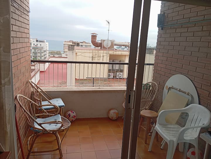 Cómodo Alojamiento Luminoso - Calella