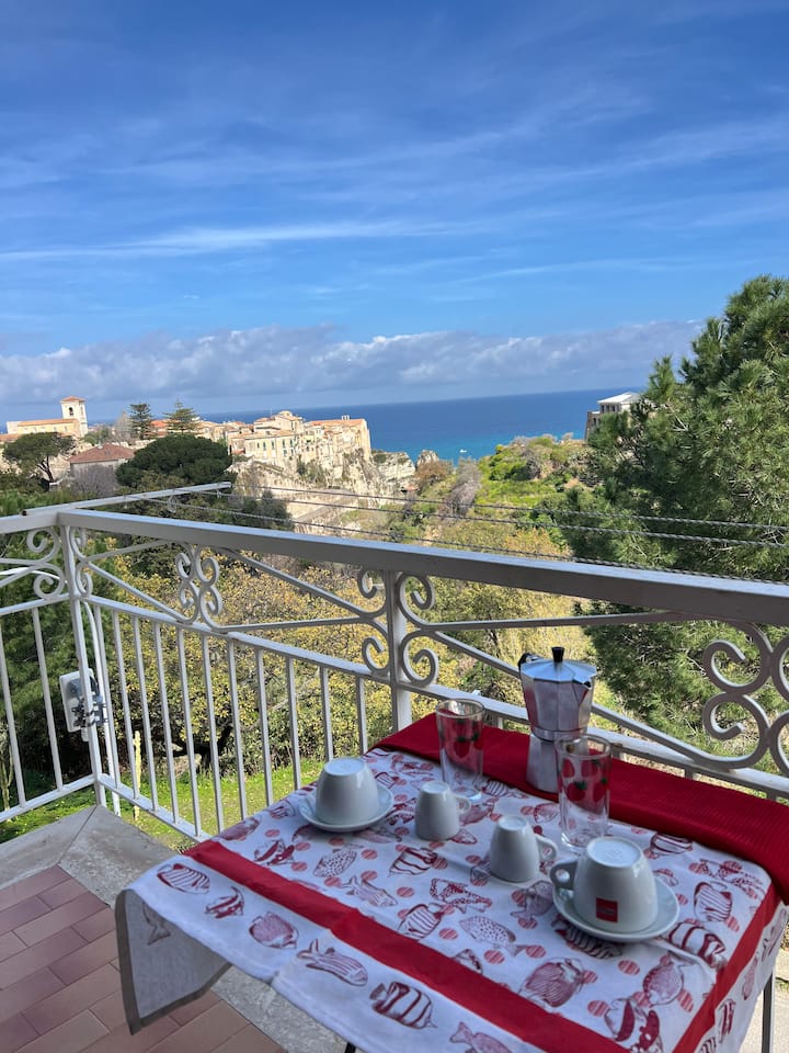 Large Central Apt In Tropea – Sea View Balcony - Tropea