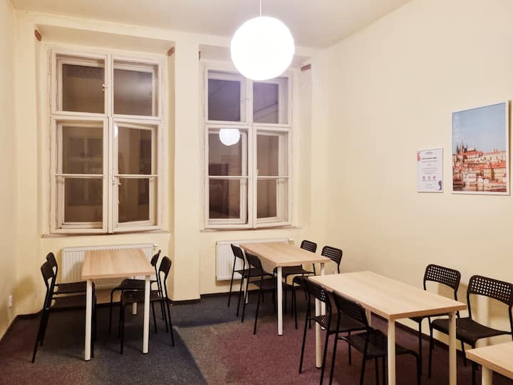 Women Only, 5 Person, Single Bed, 1st - Prague
