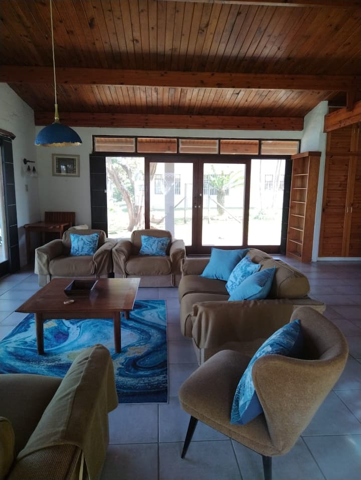 Heidi's Cottage With A Sea View - Port Edward