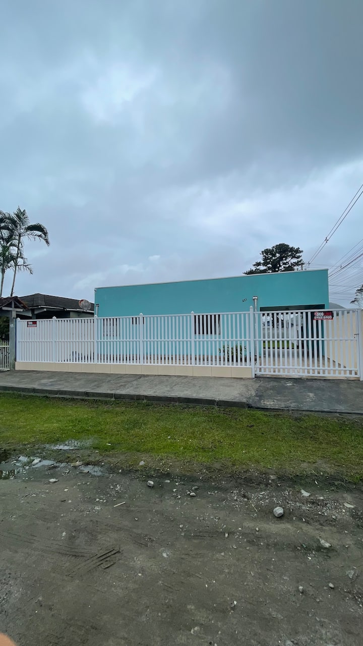 Piscina Nova + Casa Ampla A 1km Da Praia - Matinhos