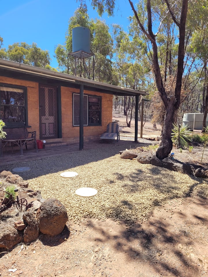 Peaceful Little Abode - Wedderburn