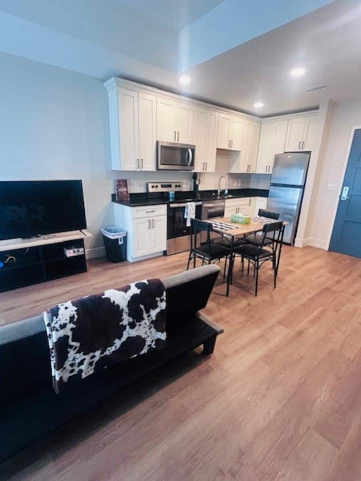 Sovereign Village Apt.223 Studio - London, OH