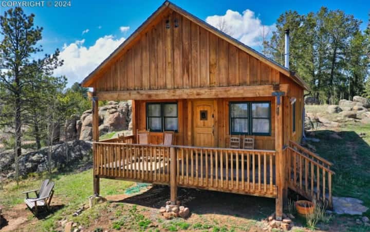 Your Colorado Cabin Getaway - Cripple Creek, CO