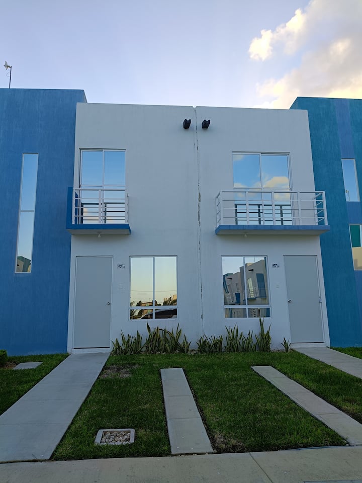 Casa En Privada Con Alberca - Cancún