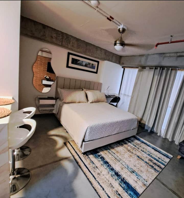 Apartamento En Medellín Zona Céntrica. - Medellín